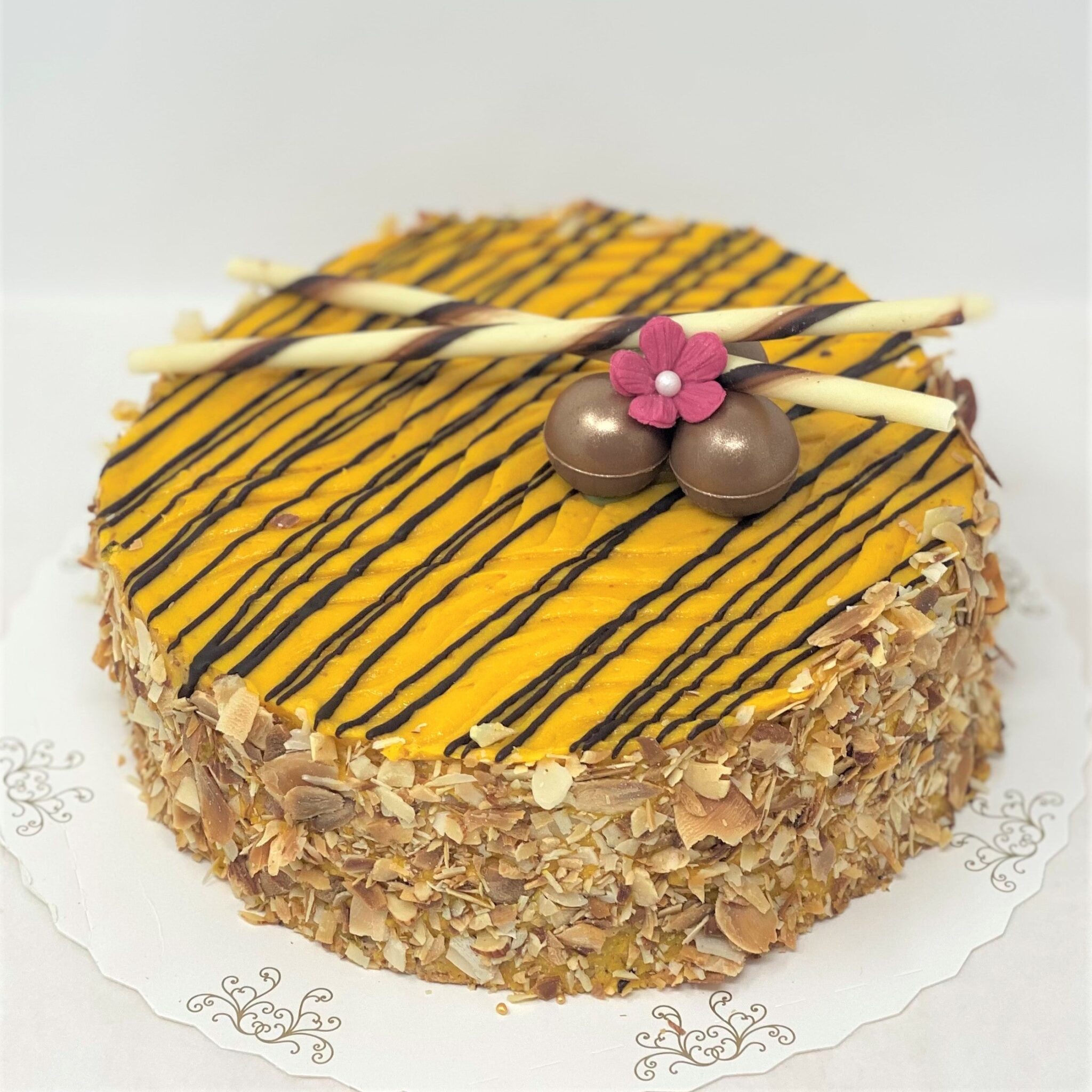 Kaker for enhver anledning! - Aanerud Bakeri med over 100 års erfaring